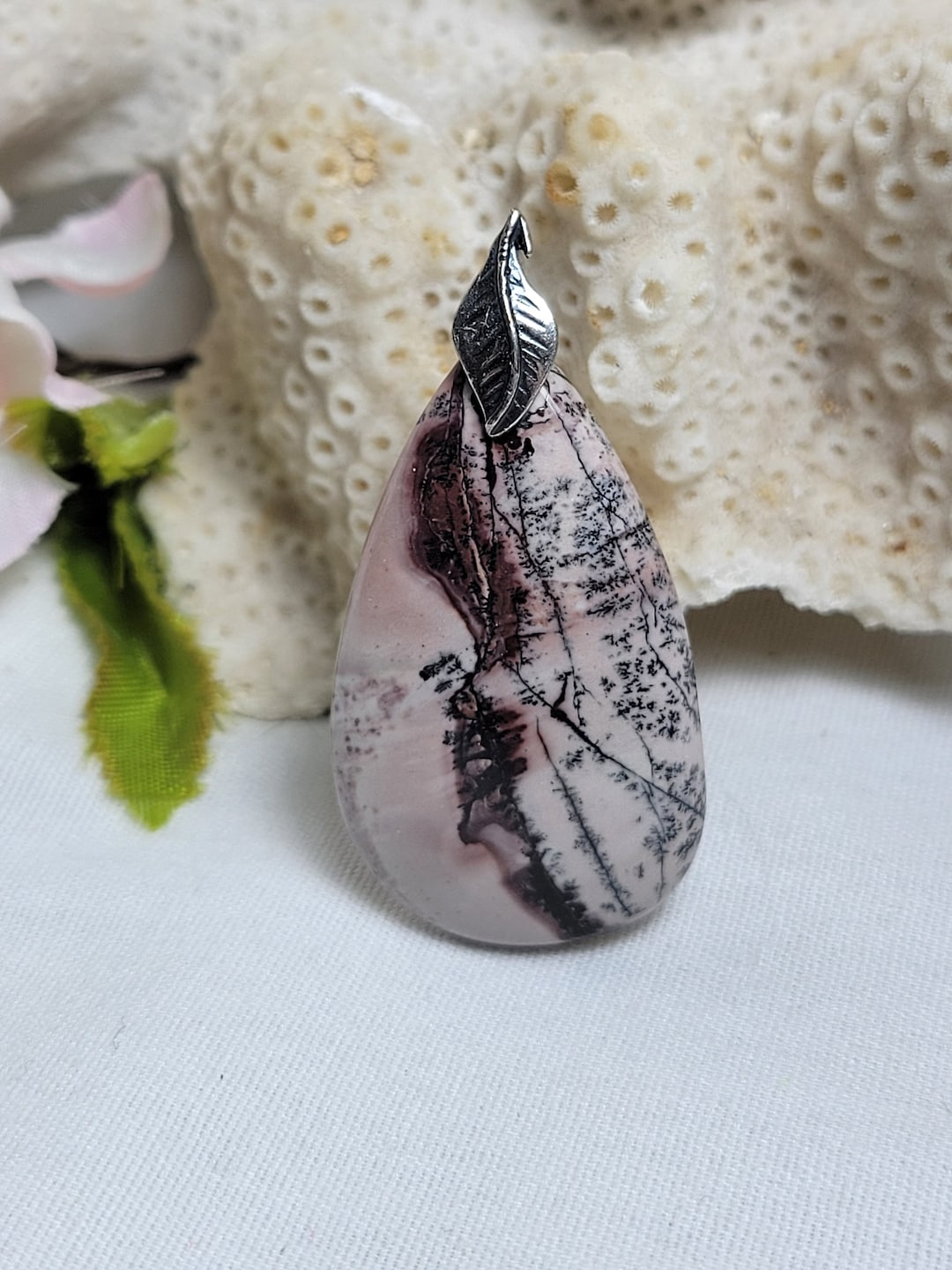 Chohua Jasper Pendant 46x18x5mm, Scenic or Chinese Painting Jasper ...