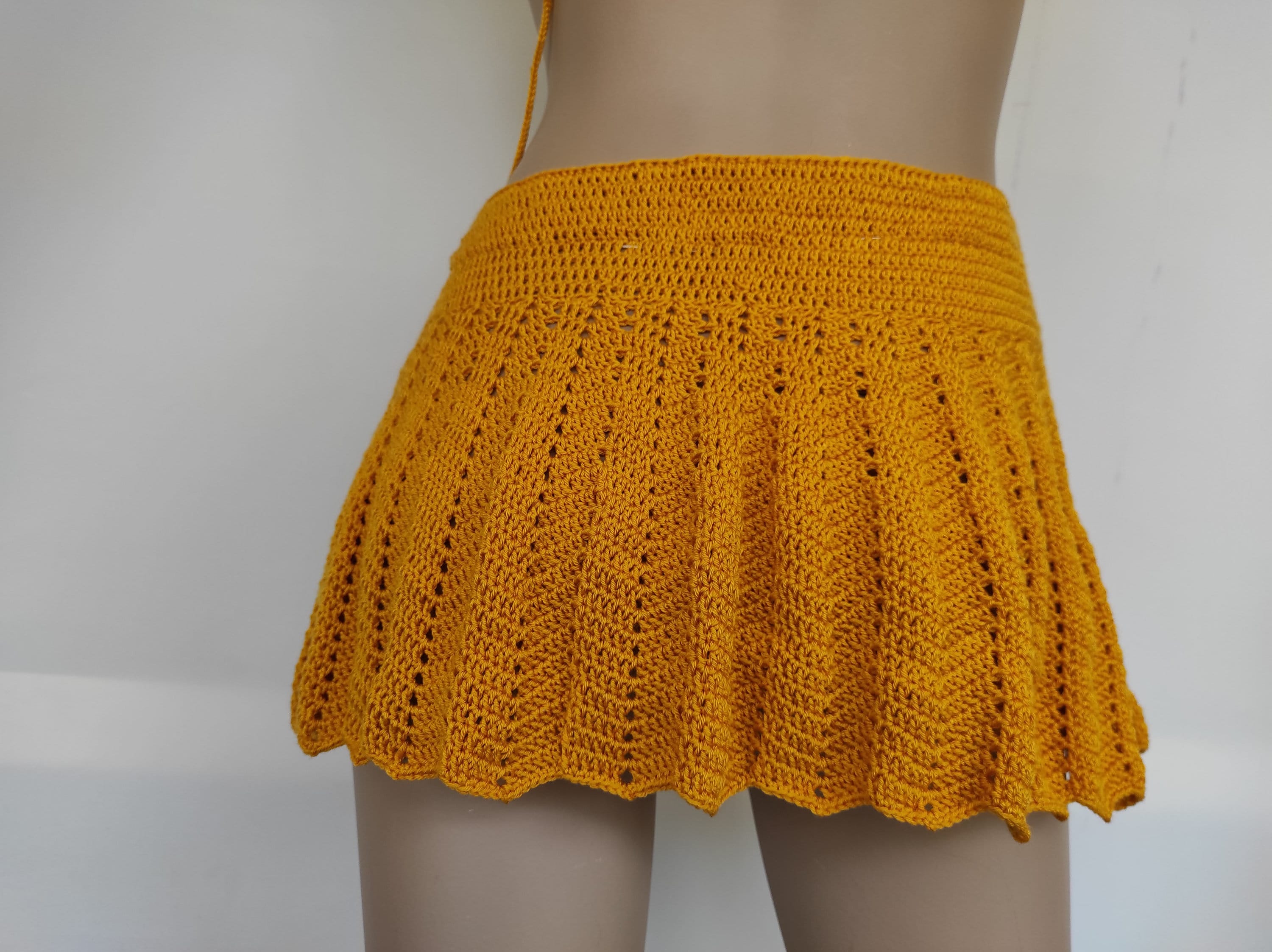 Mini Ruffle Skirt Crochet Pattern
