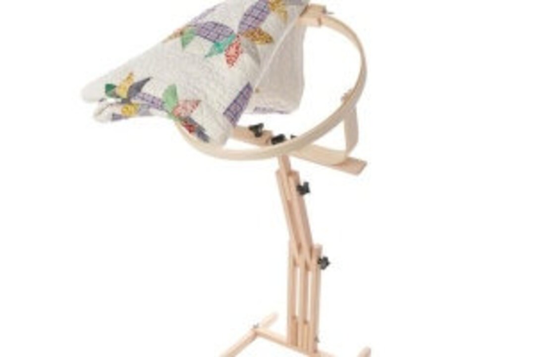 Quilters Wonder 18 Adjustable, Rotating Quilting Hoop With Stand Free ...