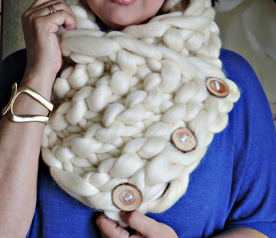 Super Chunky Infinity Scarf, Chunky Yarn, Australian Merino Knit Scarf ...