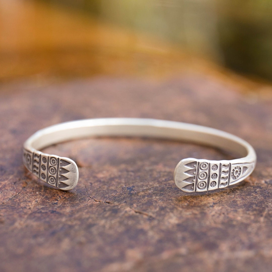 Hill Tribe Bangle - Etsy
