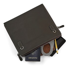 Zipsleeve Leather Airplane Organizer - Etsy