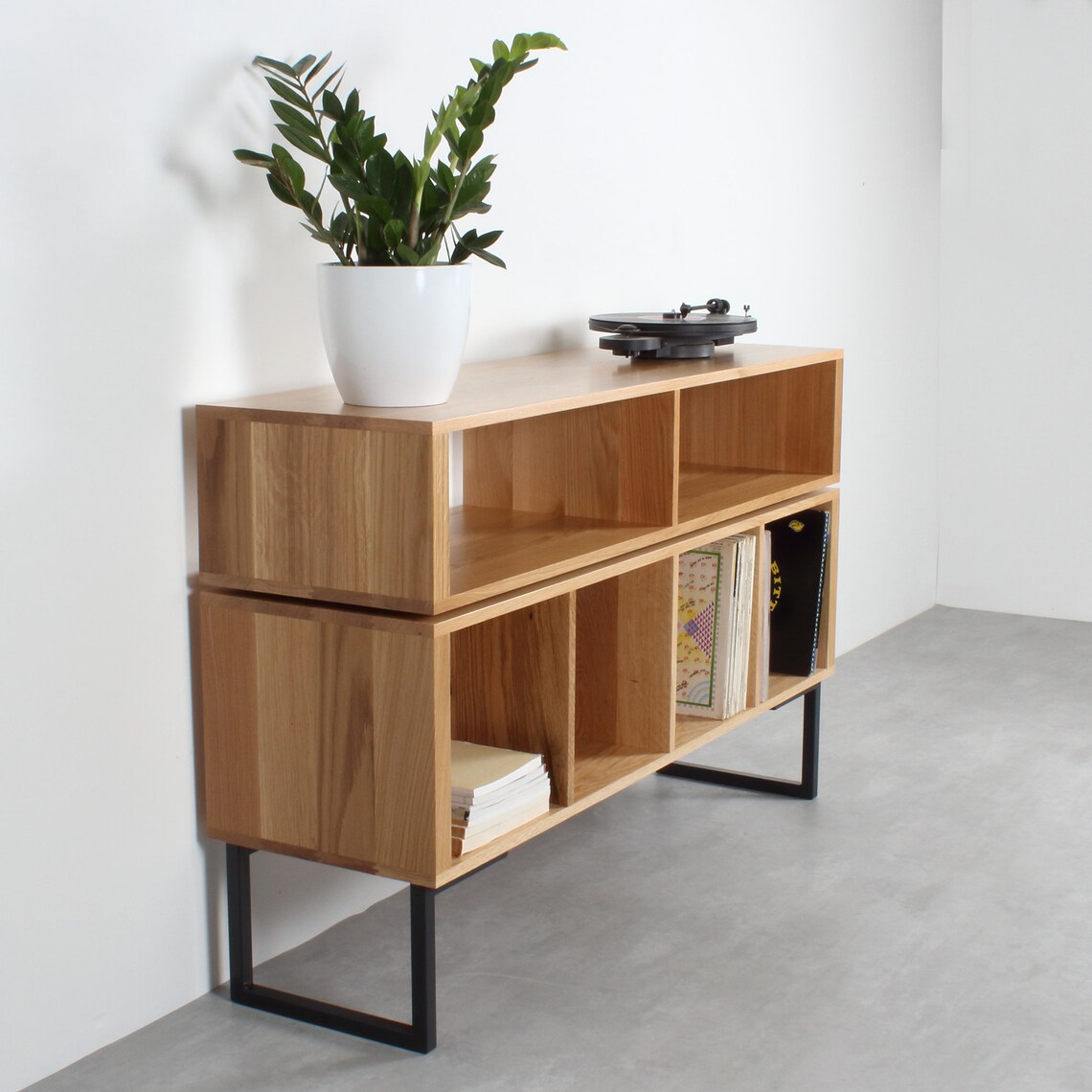 Large Solid Oak Vinyl Storage Turntable Stand, DJ Stand, Minimalist ...