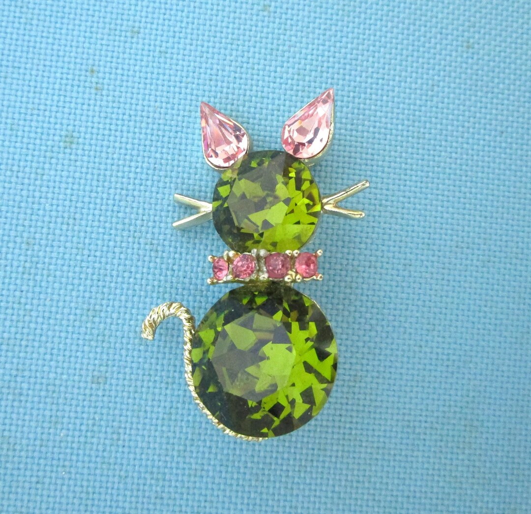 Vintage Dodds Gold Tone and Green and Pink Crystal Cat Brooch - Etsy