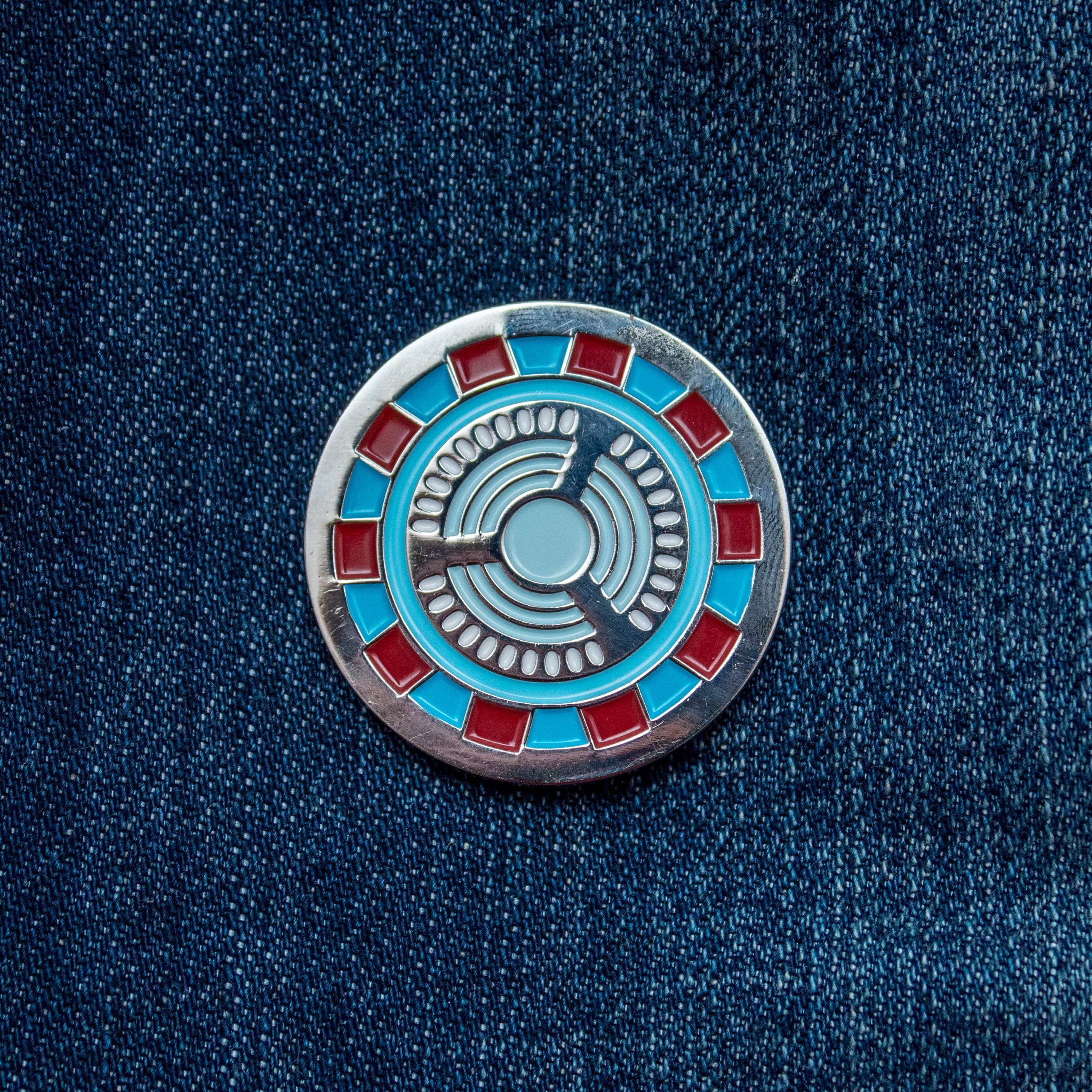 Original Iron Man Arc Reactor Enamel Pin | Comic Marvel Avengers ...