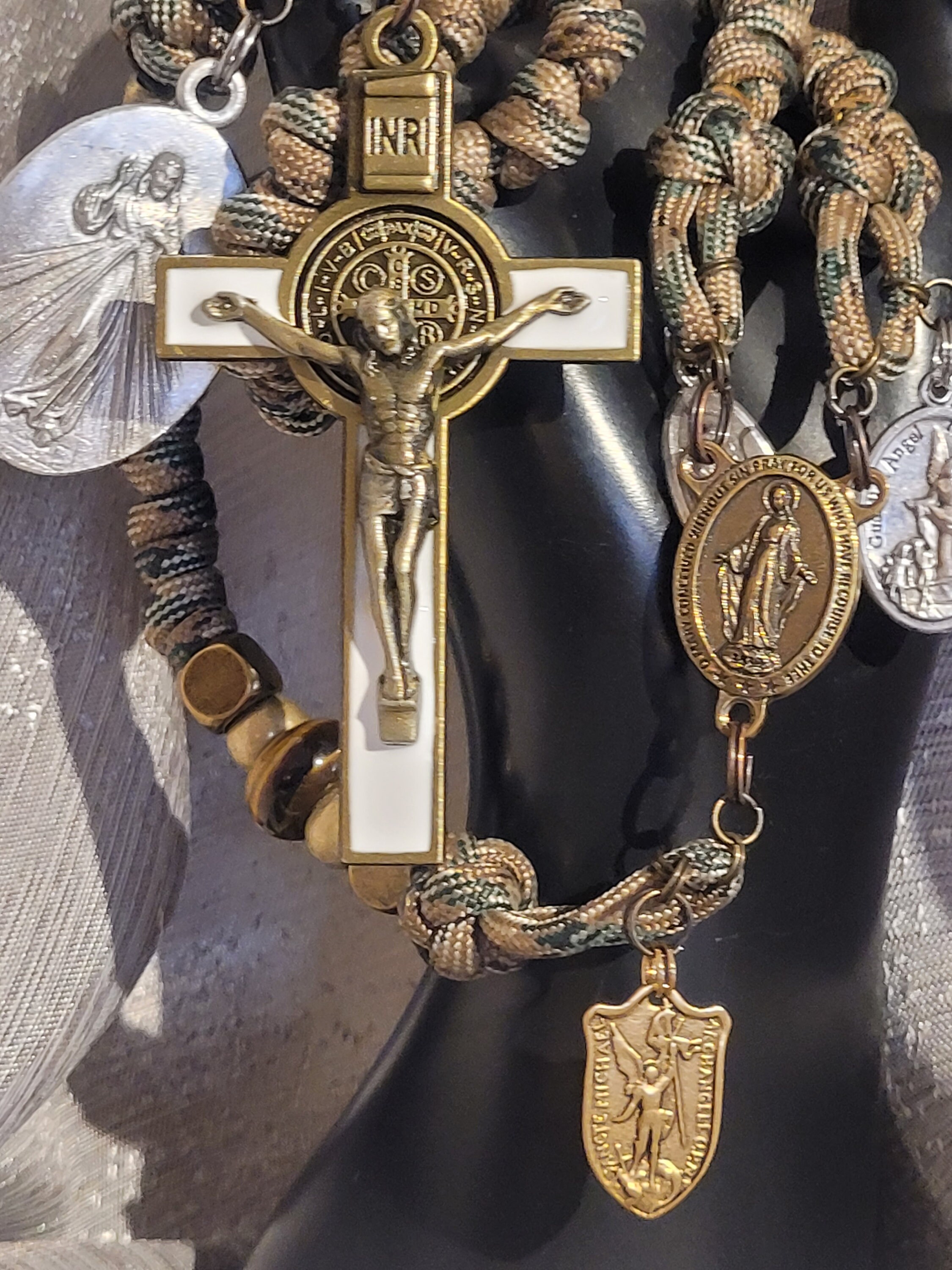 B149 the Divine Mercy Rosary With Coyote Paracord and Tiger Eye and ...