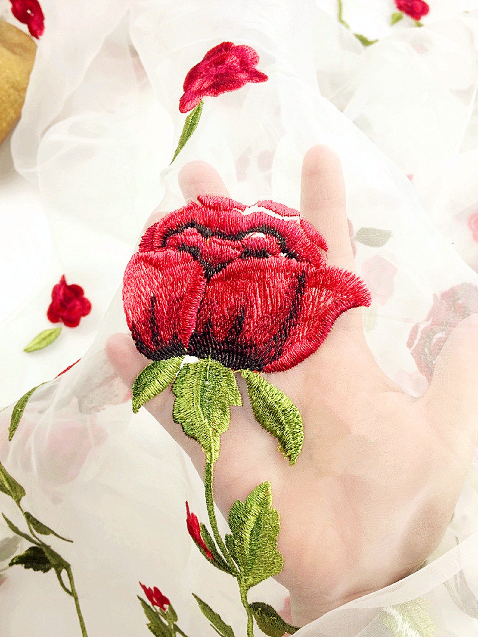 1 Yard Flower Lace Fabric Red Rose Embroidered on White Black - Etsy