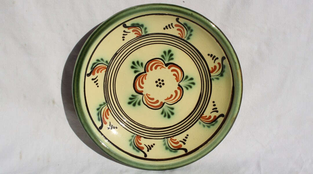 Traditional Hungarian Folk Pottery Green Plate, Vintage Peasant Flower ...