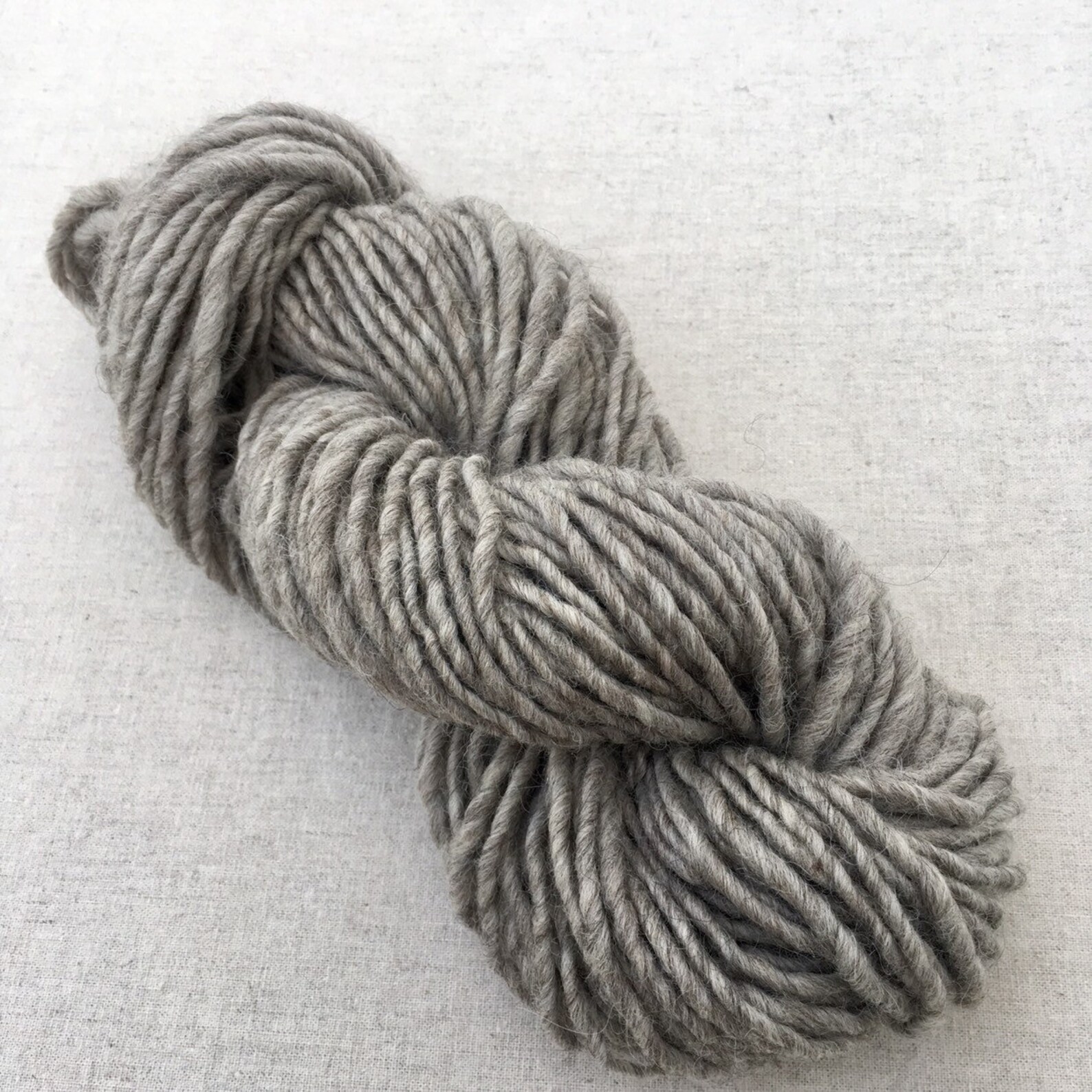 Super Bulky / Grey Bluefaced Leicester Handspun Yarn / Oatmeal - Etsy UK