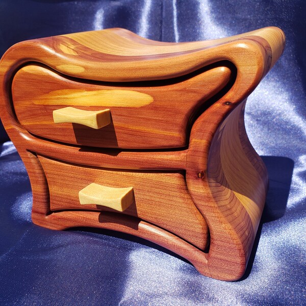 Red Cedar Box - Etsy