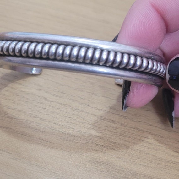 Genuine Navajo TAHE signed sterling silver bangle - Gem
