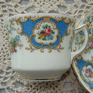 Foley China Blue "broadway" English Bone China - Chelsea Bird, Blue and ...