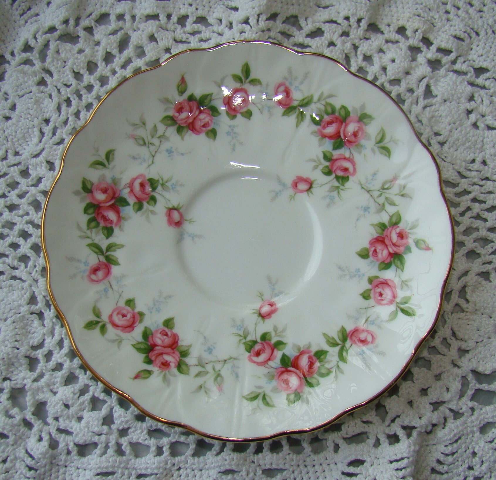 Grotto Rose by Aynsley Petal Embossed With Pink Roses - Etsy