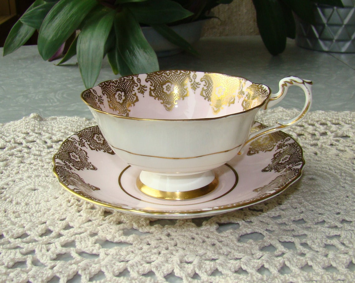 Paragon Fine Bone China England Vintage Tea Cup and Saucer | Etsy