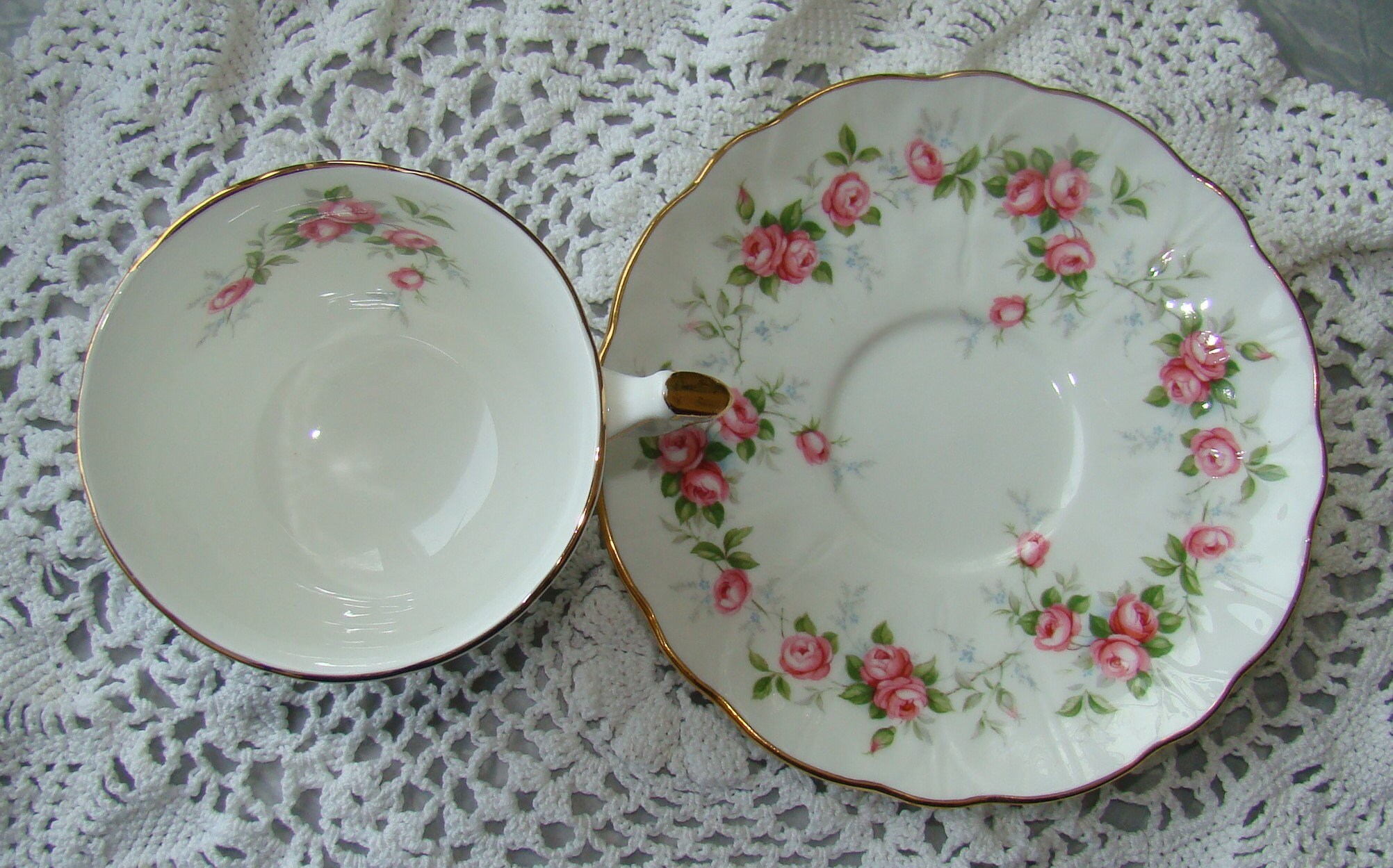 Grotto Rose by Aynsley Petal Embossed With Pink Roses - Etsy