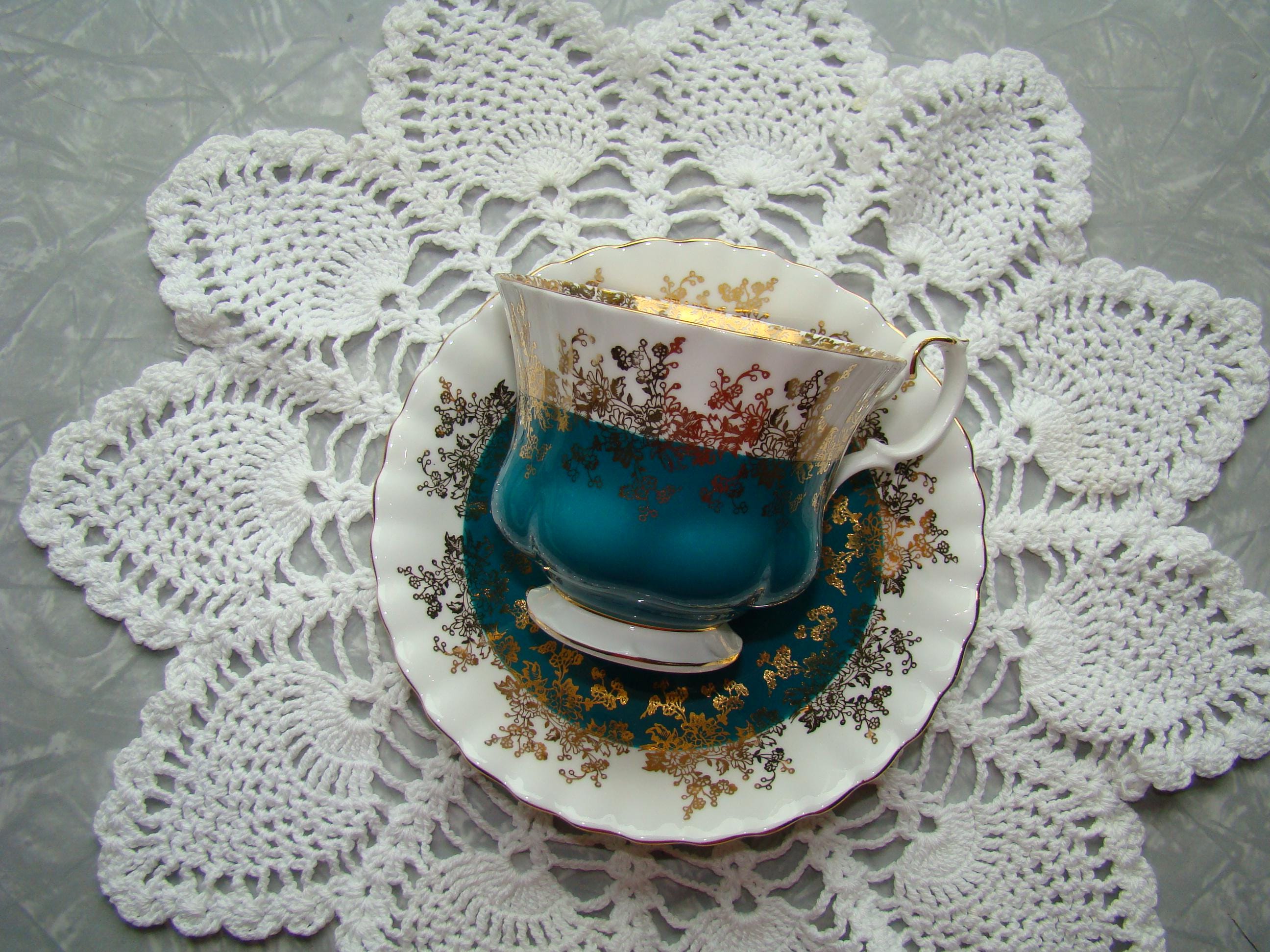 Royal Albert - Regal Series "teal" - Bone China England - Gold Scroll ...