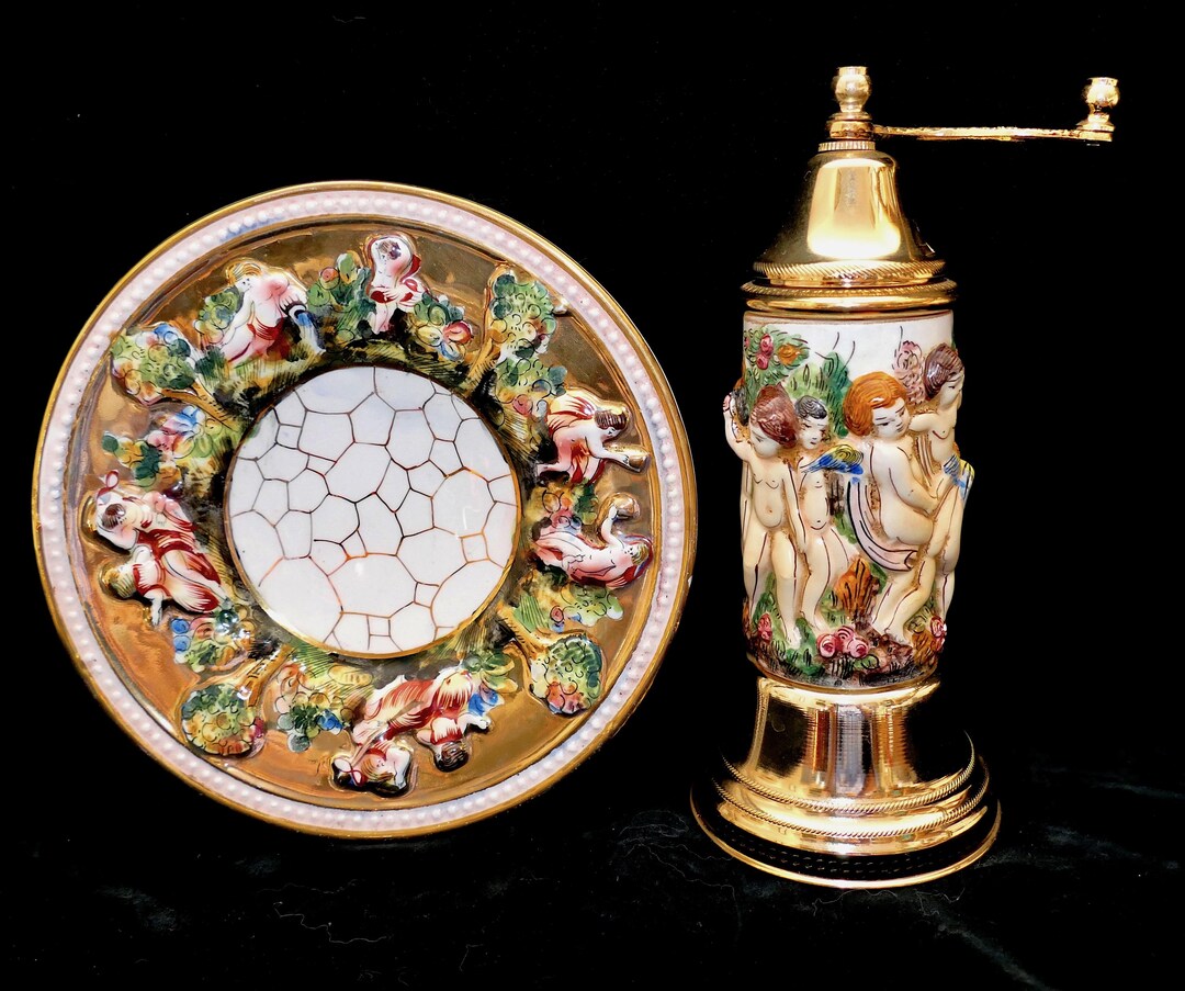 Vintage 2 Pc Set: Capodimonte Italy Putti Grinder-music BOX "love Story ...