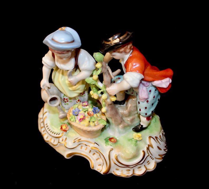 Antique SAXONY GERMAN Carl Thieme Germany Hand Painted Garden Scene ...