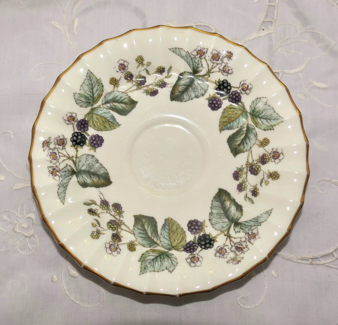 Royal Worcester Bone China Lavinia England One Saucer (cream) Excellent ...