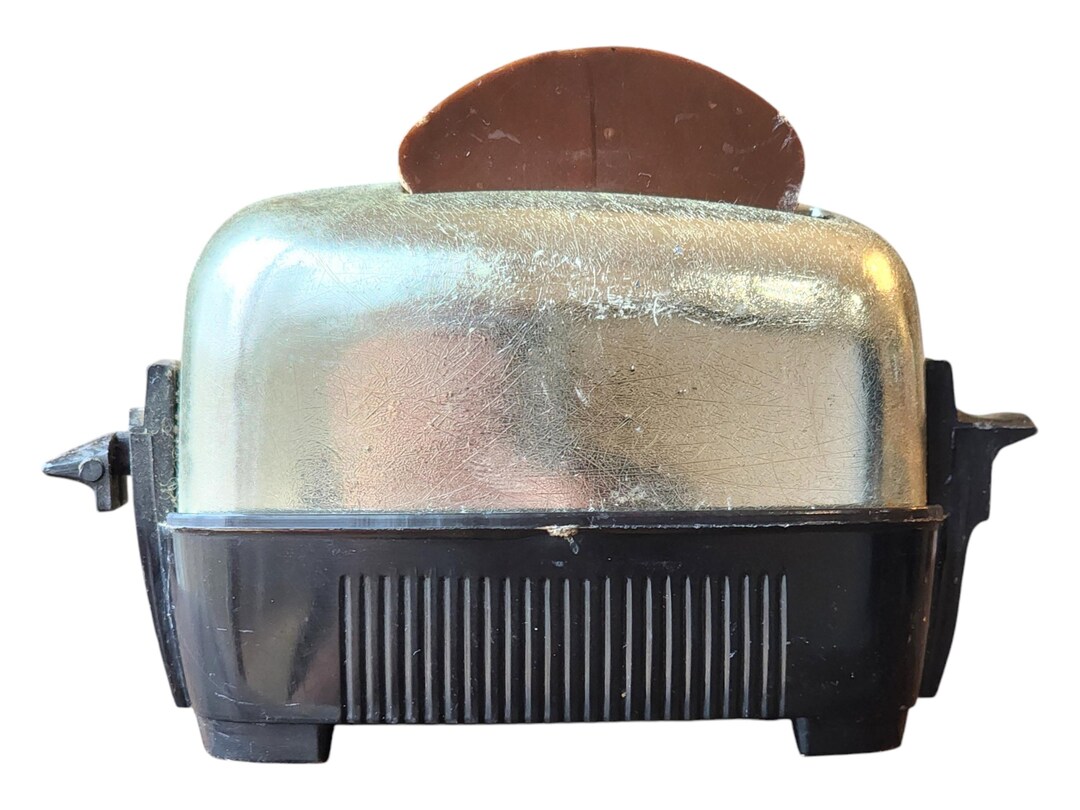 Vintage 50s Chrome and Lucite Toaster Removeable Toast Salt & Pepper ...