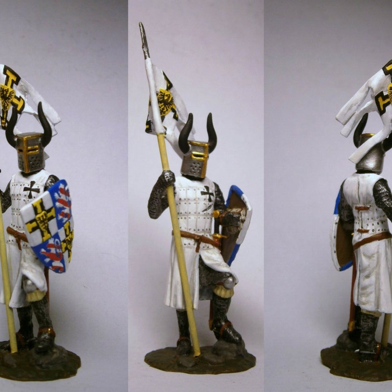 Medieval Knight Figure - Etsy