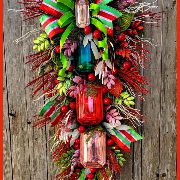 Sassy Wreath - Etsy