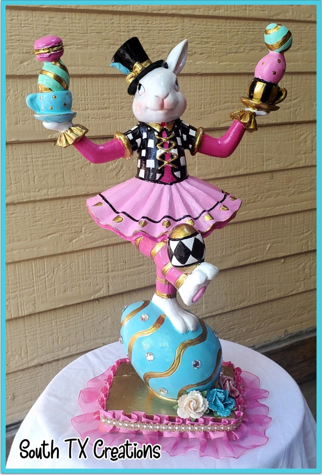 White Rabbit Figurine, Deluxe Dapper Rabbit, English Rabbit, White ...