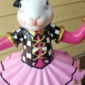 White Rabbit Figurine, Deluxe Dapper Rabbit, English Rabbit, White ...