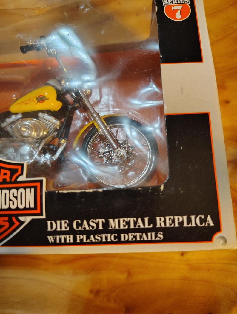 Harley-davidson Motorcycle Misto, Diecast Metal Replica With Plastic ...