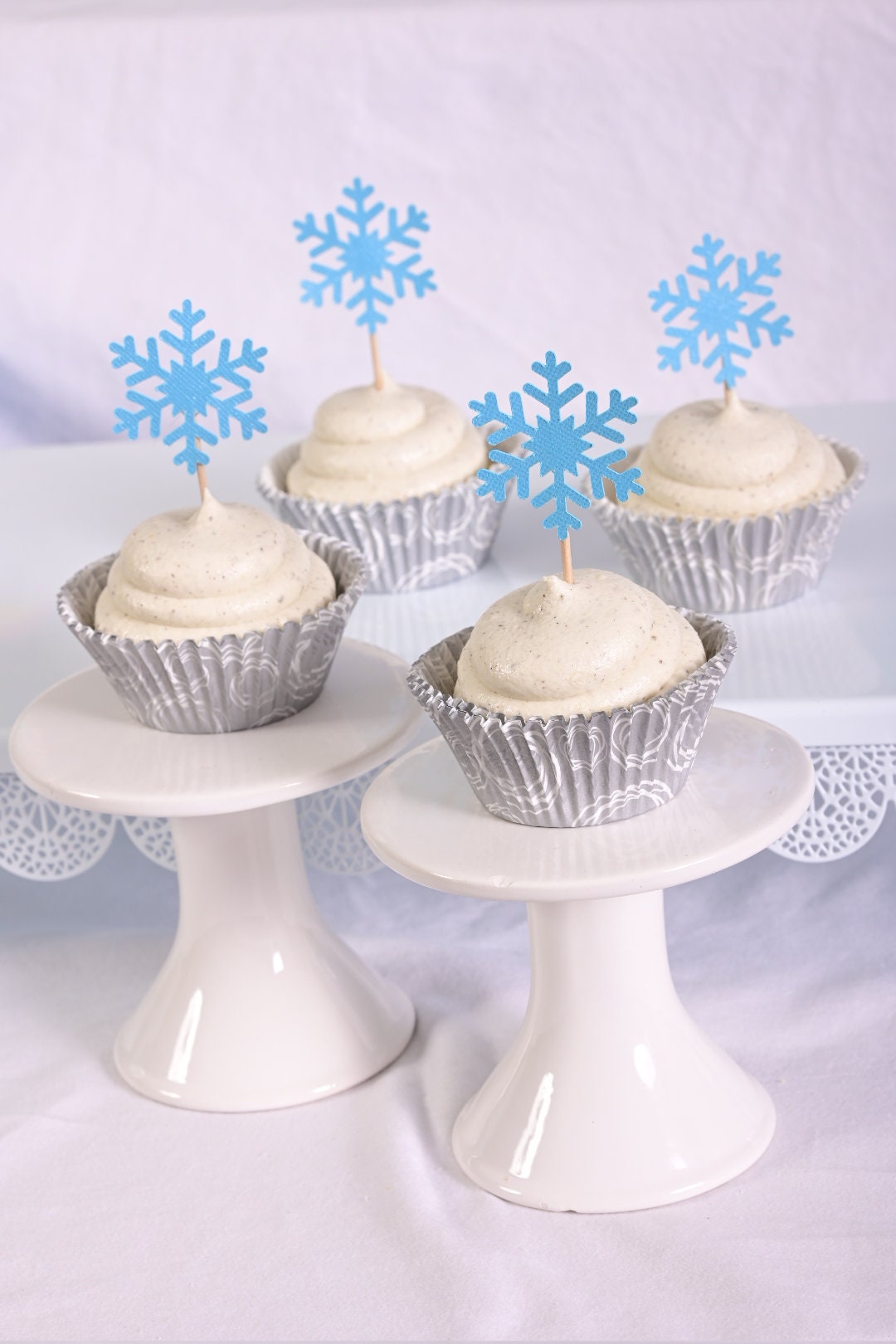 18 Snowflake Cupcake Toppers, Winteronederland Cupcake Toppers, Winter ...