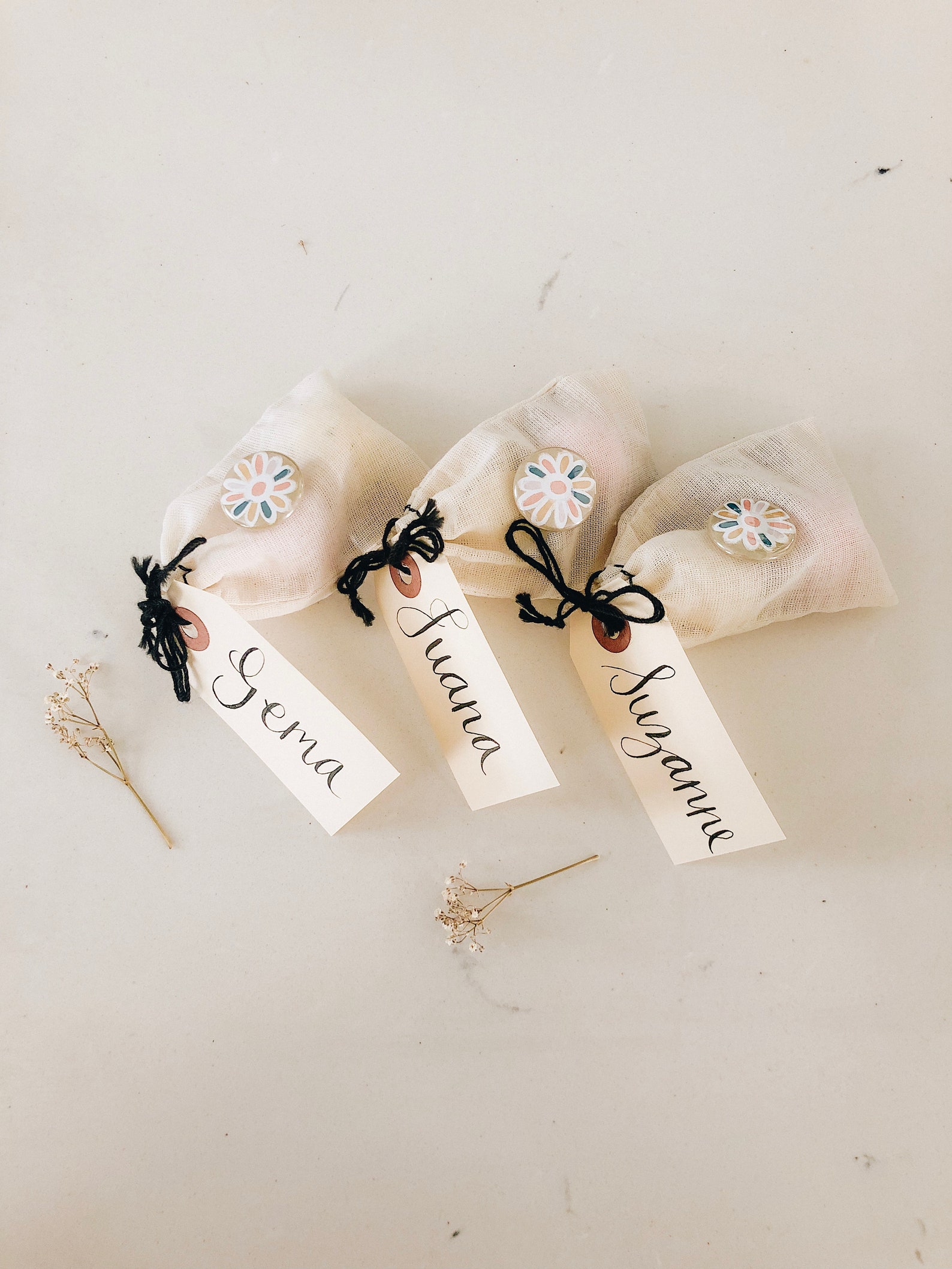 Set of 10 - Calligraphy Gift Tags - Etsy