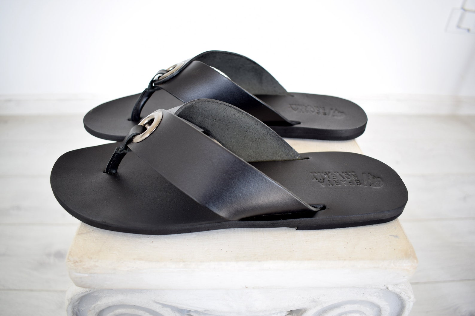 Flip Flop Men Leather Sandals Black Color Gift For Men Handmade flip-flop-men-leather-sandals-black-color-gift-for-men-handmade