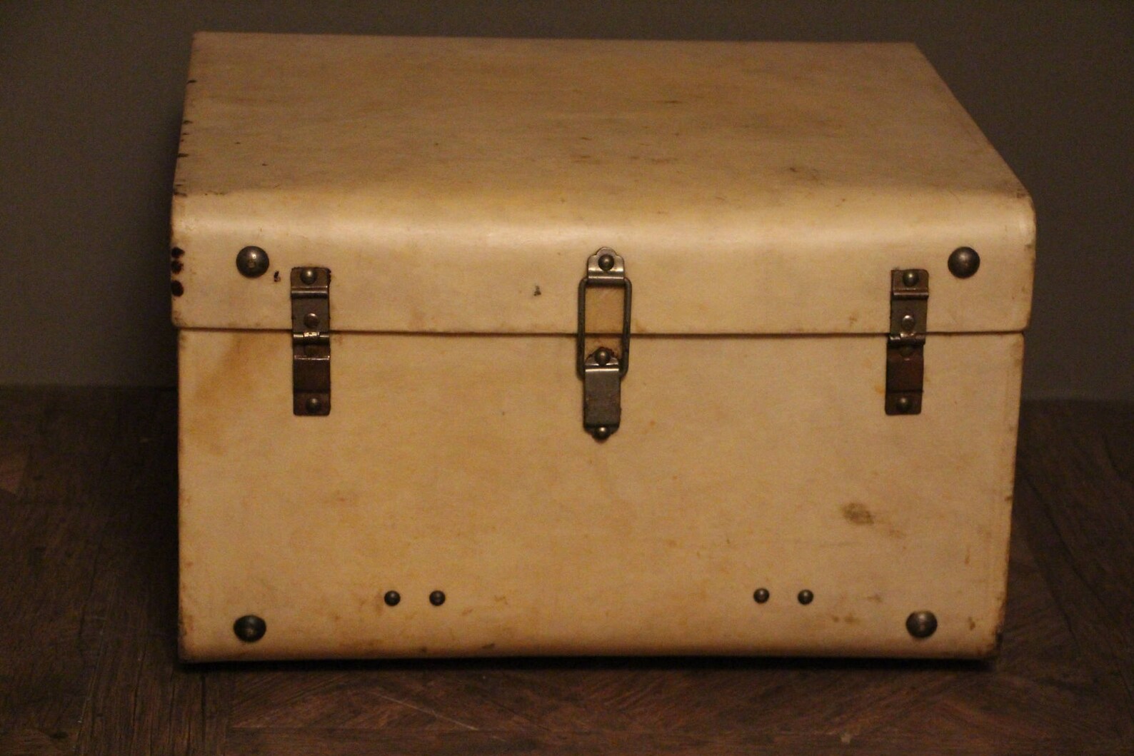 1920's Small Beige Vellum Steamer Trunk - Etsy