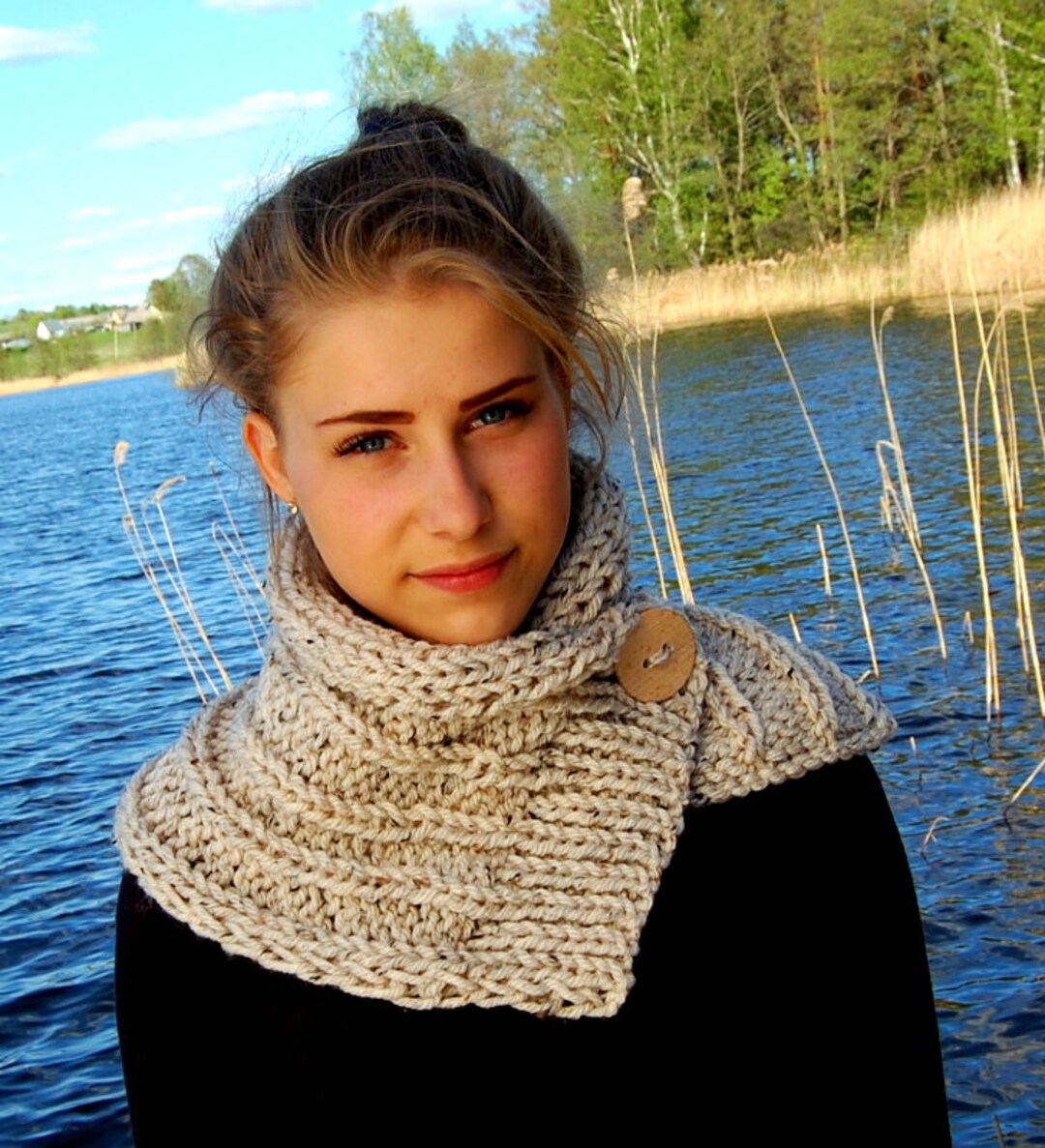KNITTING PATTERN Button Cowl Scarf Pattern / Easy Scarf Pattern - Etsy