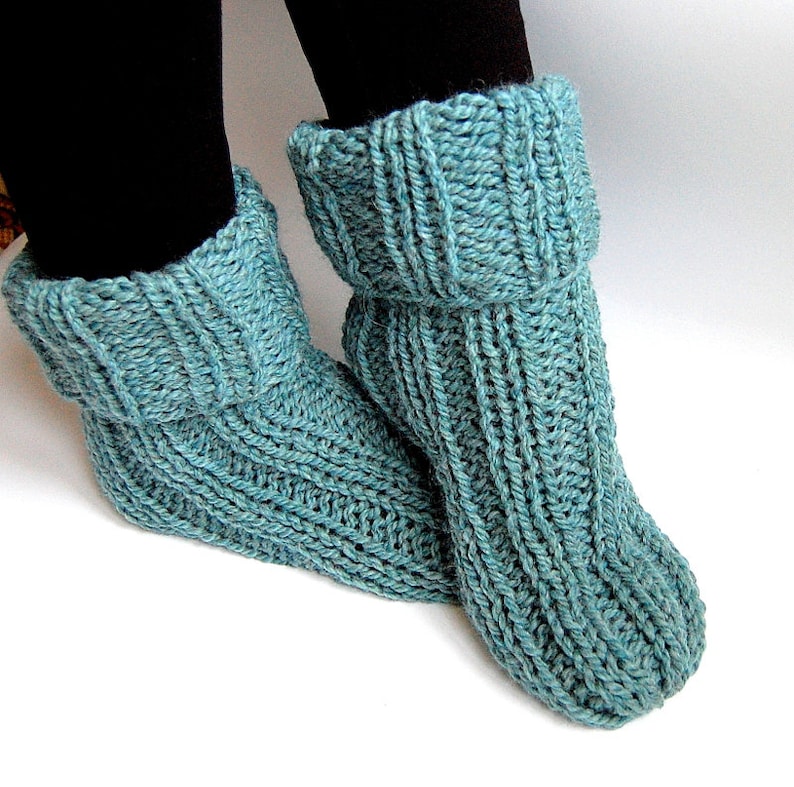 KNITTING PATTERN Slipper Socks Super Easy Tube Socks Without a Heel - Etsy