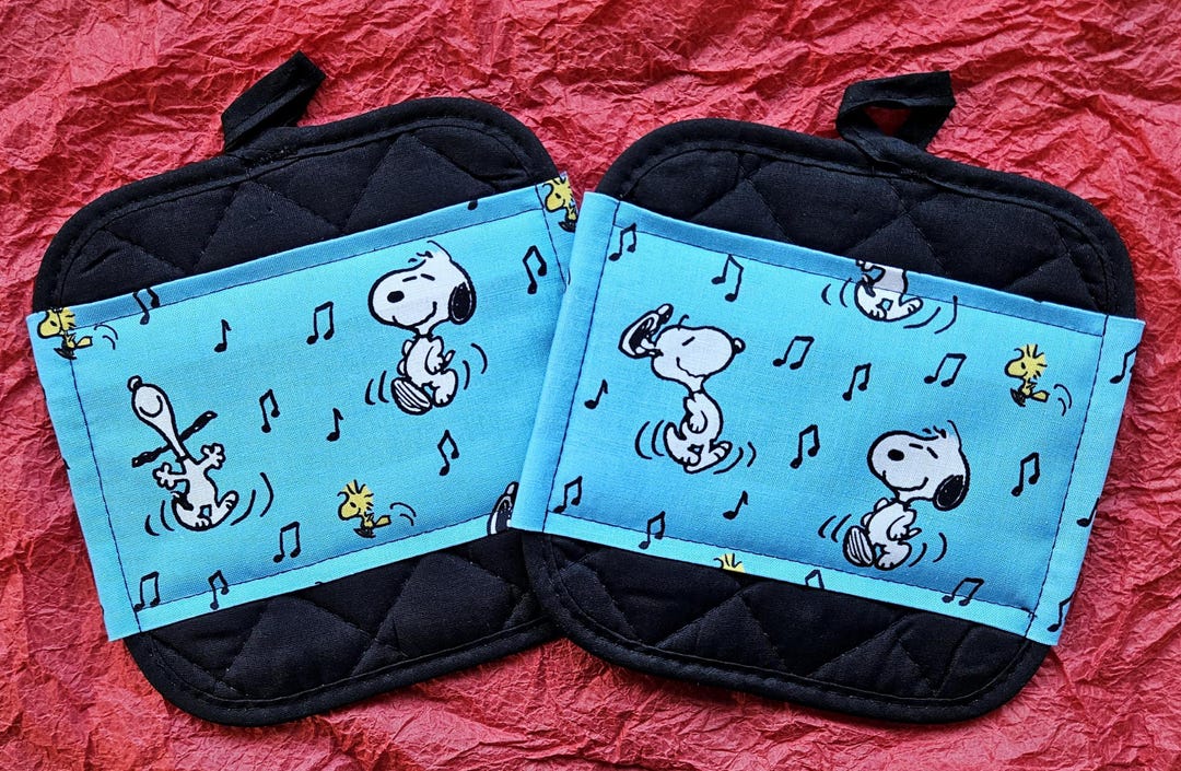 Handmade Snoopy and Woodstock Kitchen Pot Holders - Hot Pads - Happy ...