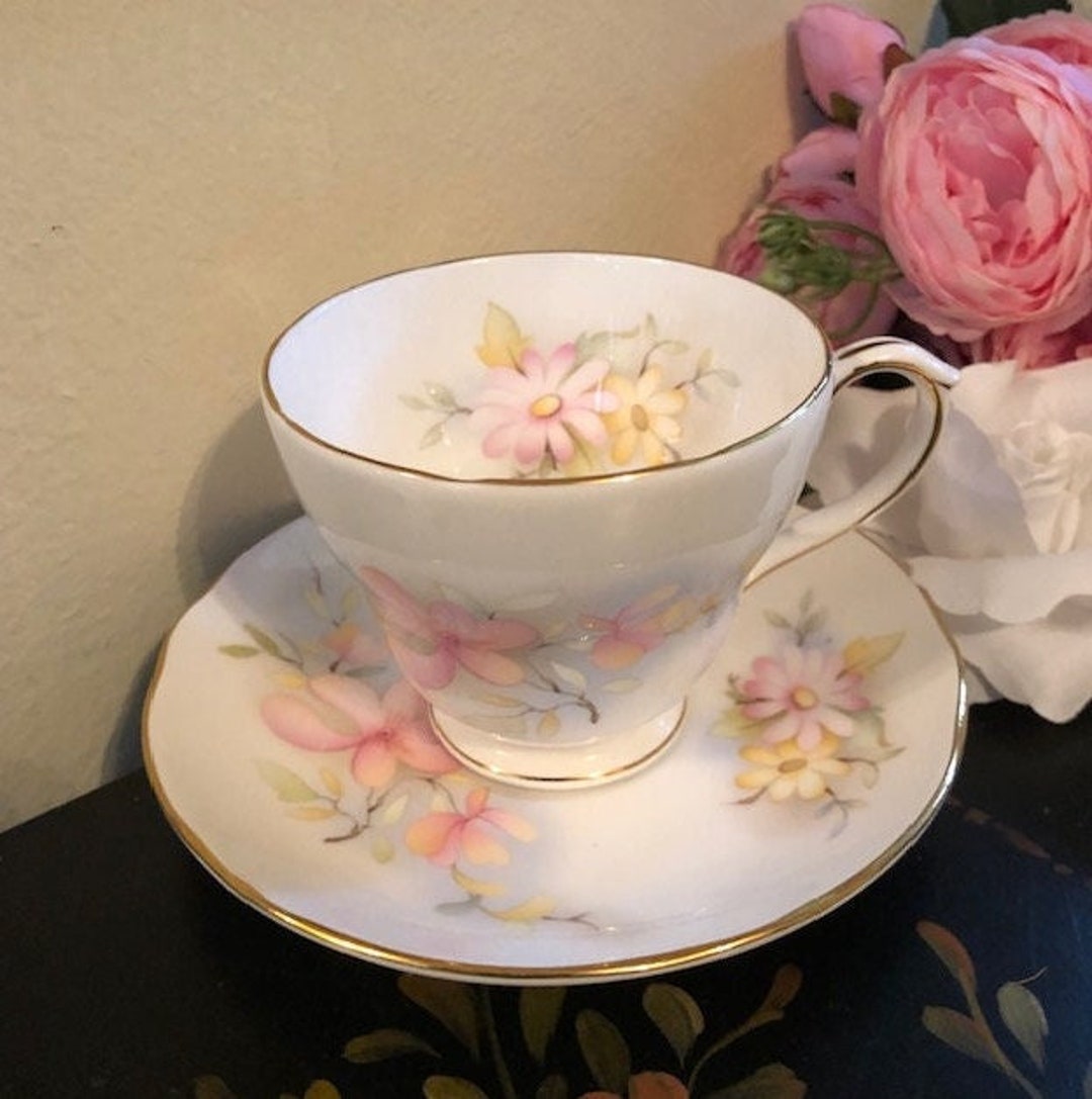 Duchess Bone China Tea Cup and Saucer Pink and Yellow Flowers Daisies ...