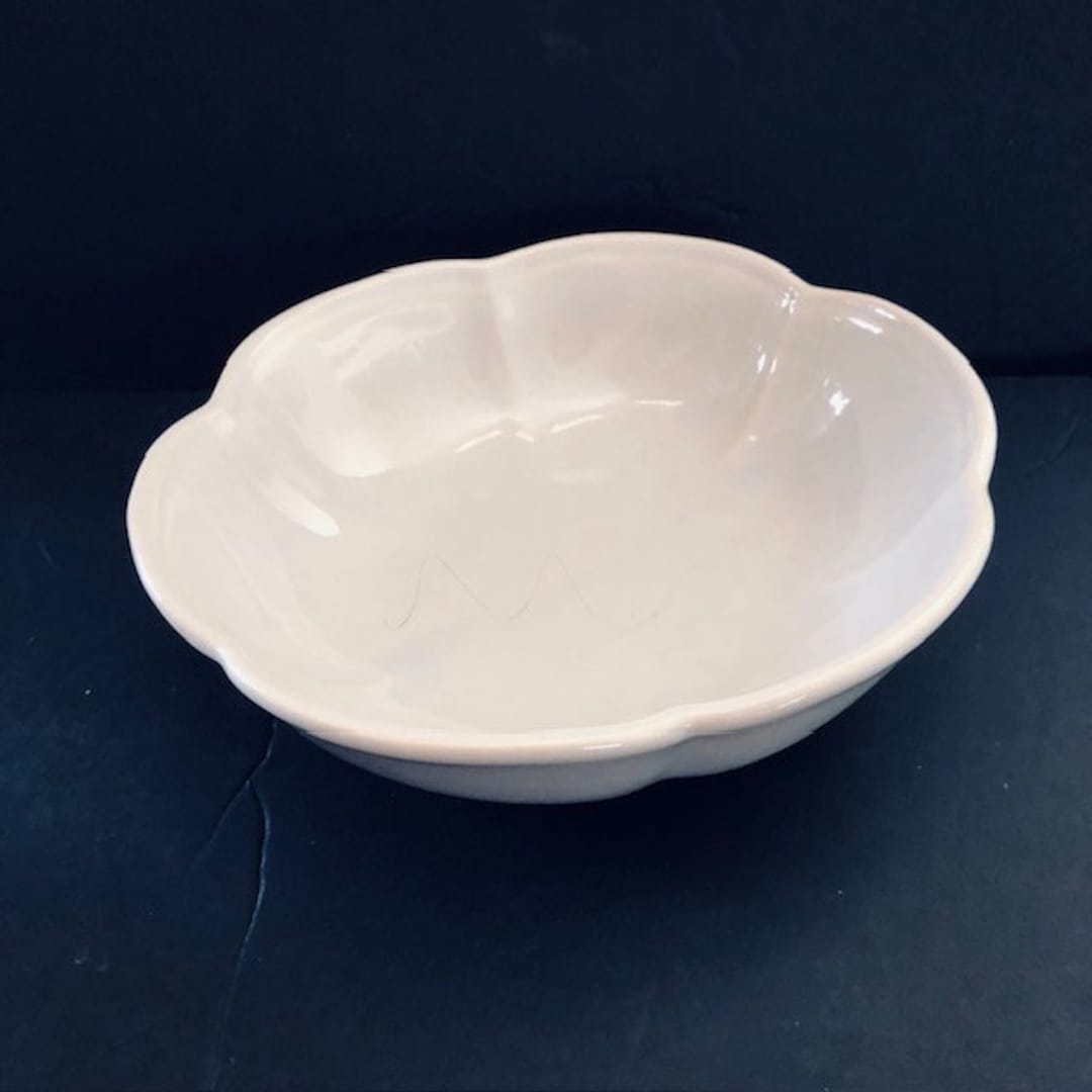 Vintage Mccoy Pottery Serving Bowl With Scalloped Edge- White 7528 Free ...