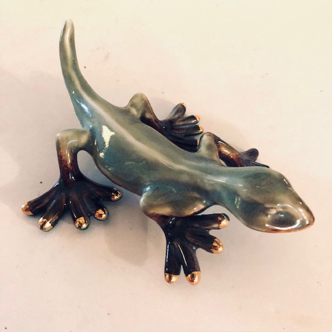Cute Green Gecko Lizard Figurines Free Shipping Decorative Home and ...