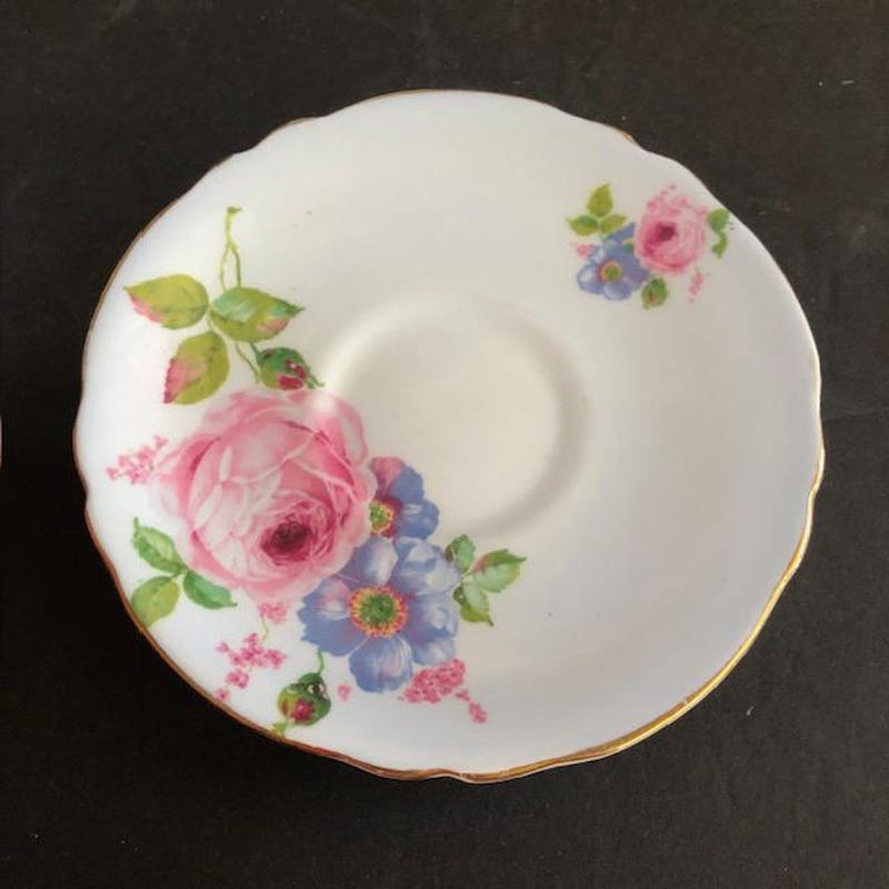 Orphaned Paragon Saucer - Etsy