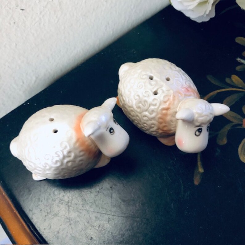 Vintage Cute Sheep Salt and Pepper Shakers With Stoppers Free Shipping ...