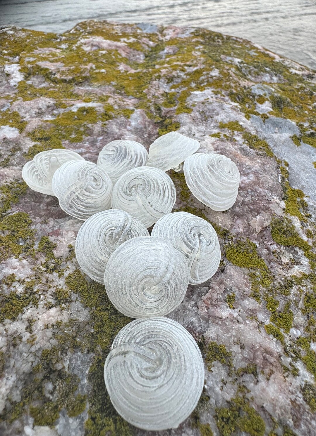 10 X White Opaque Polyester Cone Shell Shape Shank Buttons 25mm - Could ...