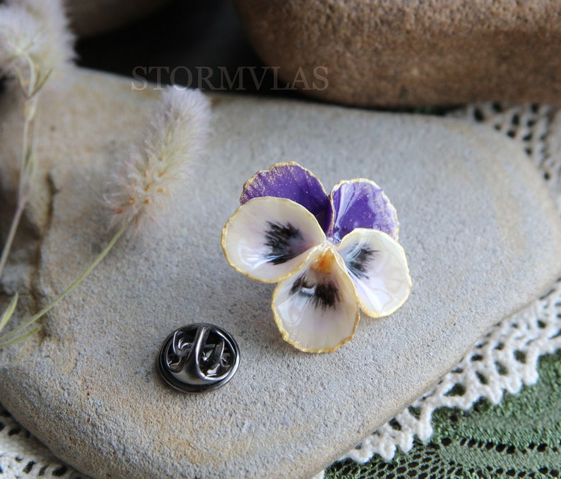 Violet Pin Purple Violet Pin Floral Brooch Purple Flower Pin - Etsy