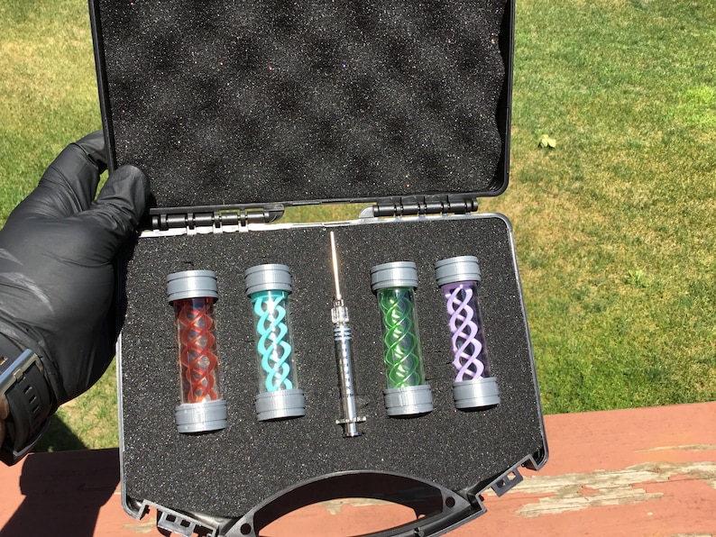 Resident Evil Briefcase Kit Metal Syringe T-virus Antidotes Umbrella ...