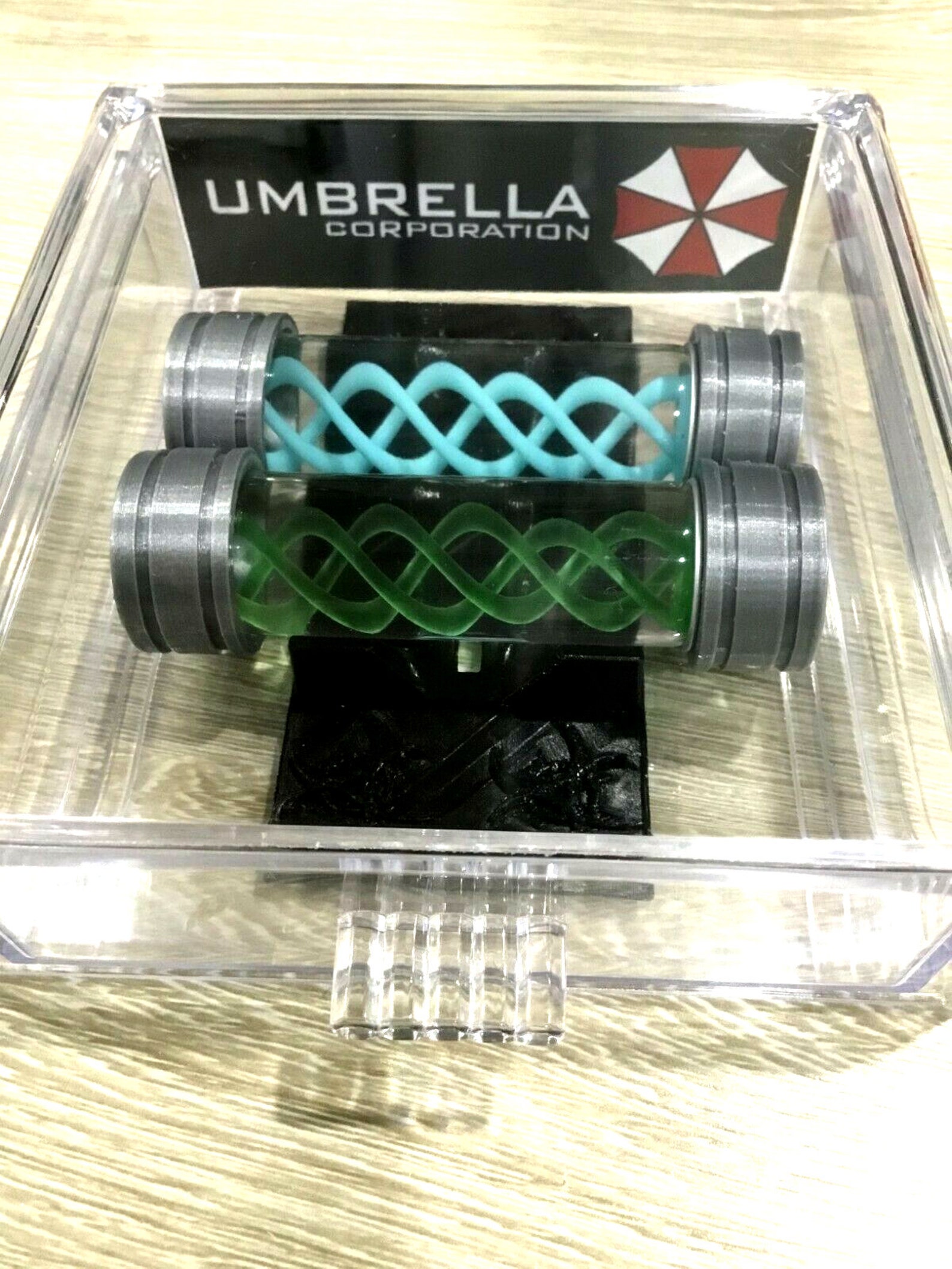 Resident Evil Umbrella Corporation T-virus Prop & Antidote With Display ...