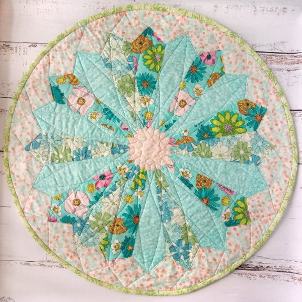 Round Table Quilt - Etsy