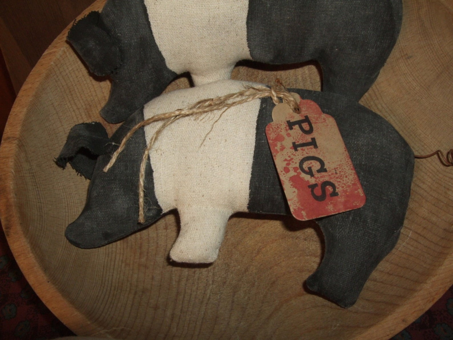 Primitive Pigs Folk Art Trio of Bowl Filler Ornies Rustic - Etsy