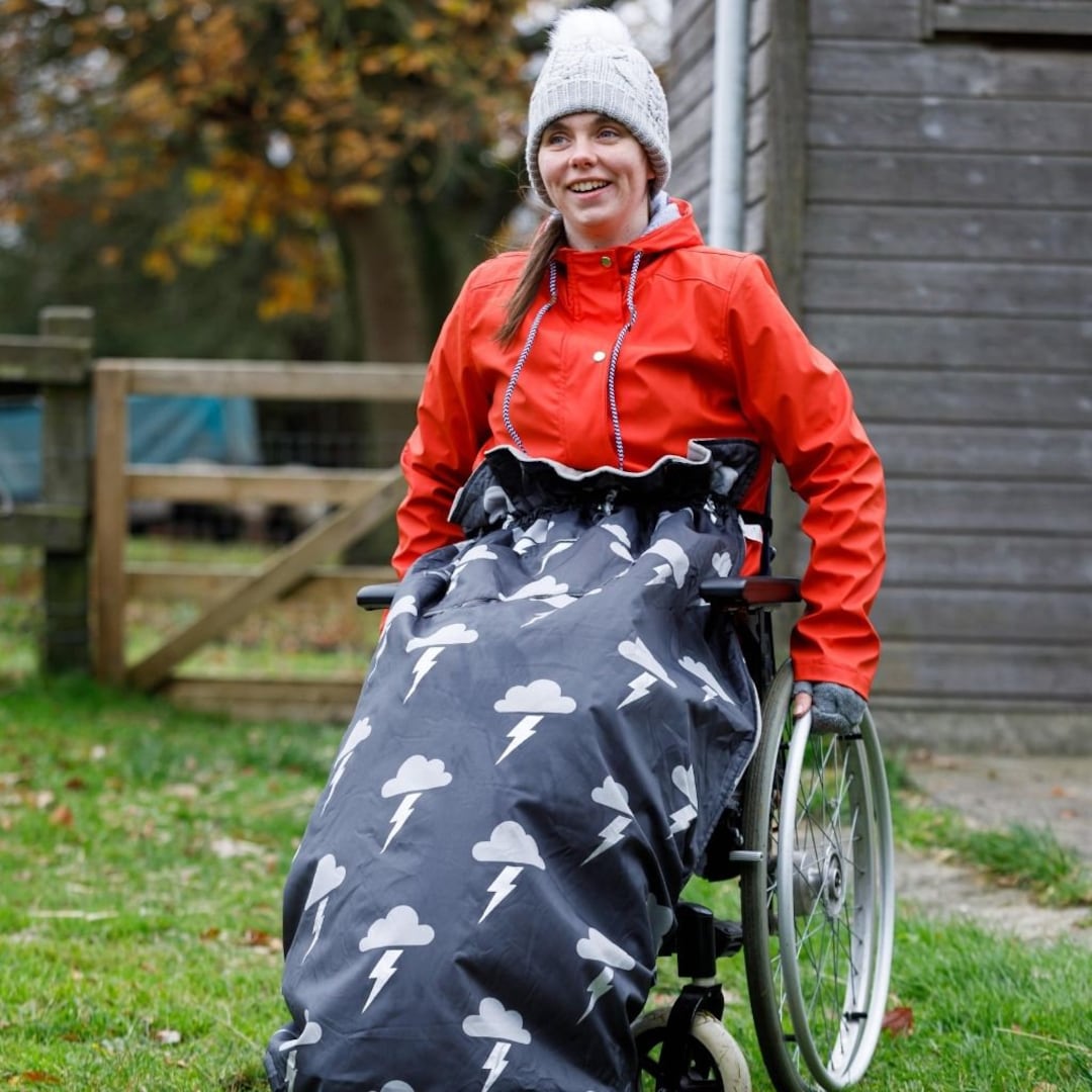 Bundlebean Adult Fleece-lined Wheelchair Cosy - SILVER LIGHTNING - Etsy UK
