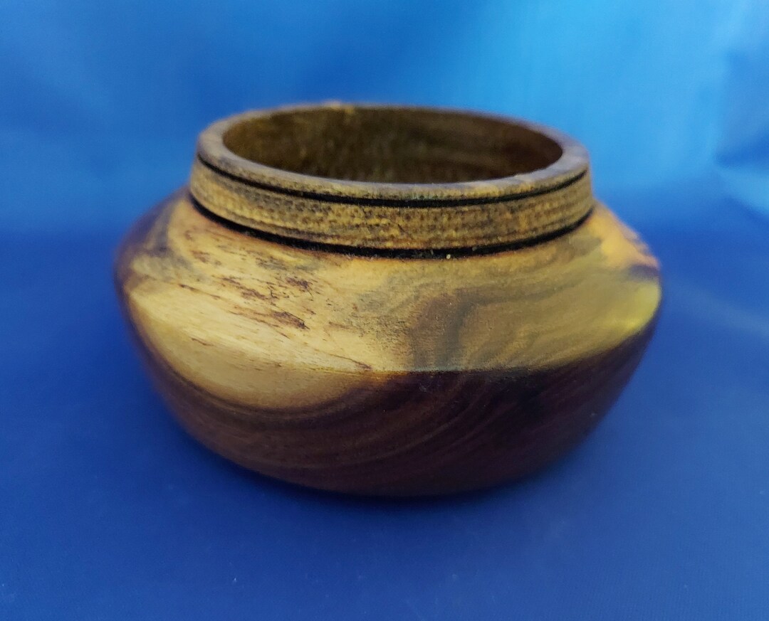 Hand Turned Black Walnut Bowl With Feet - Etsy