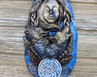 Spirit Wolf Necklace - Etsy